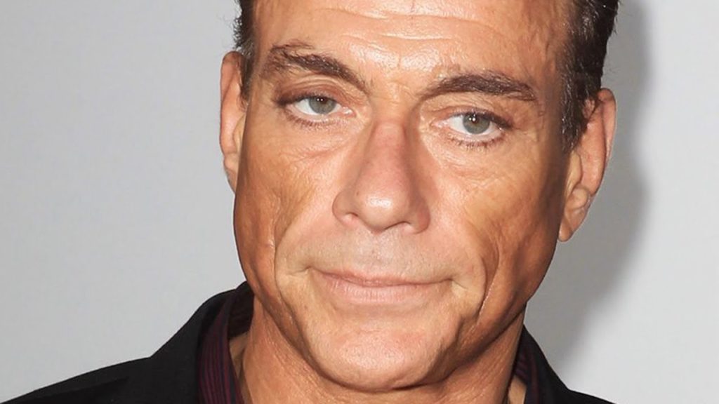 Le célèbre acteur Jean-Claude Van Damme est décédé aujourd'hui à l'âge ...