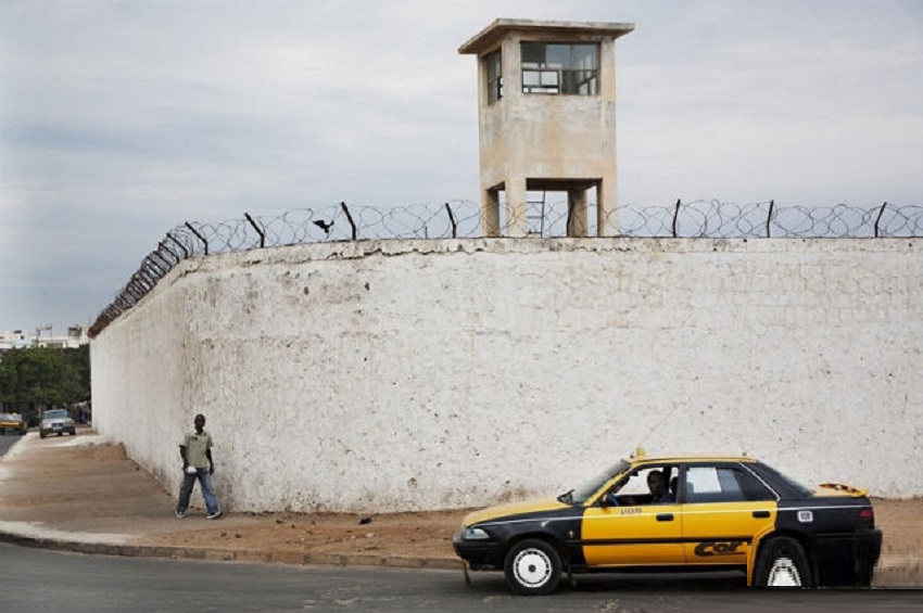 Actu Week : Démolition de la Prison Rebeuss , Covid-19 l'inquiétude ...